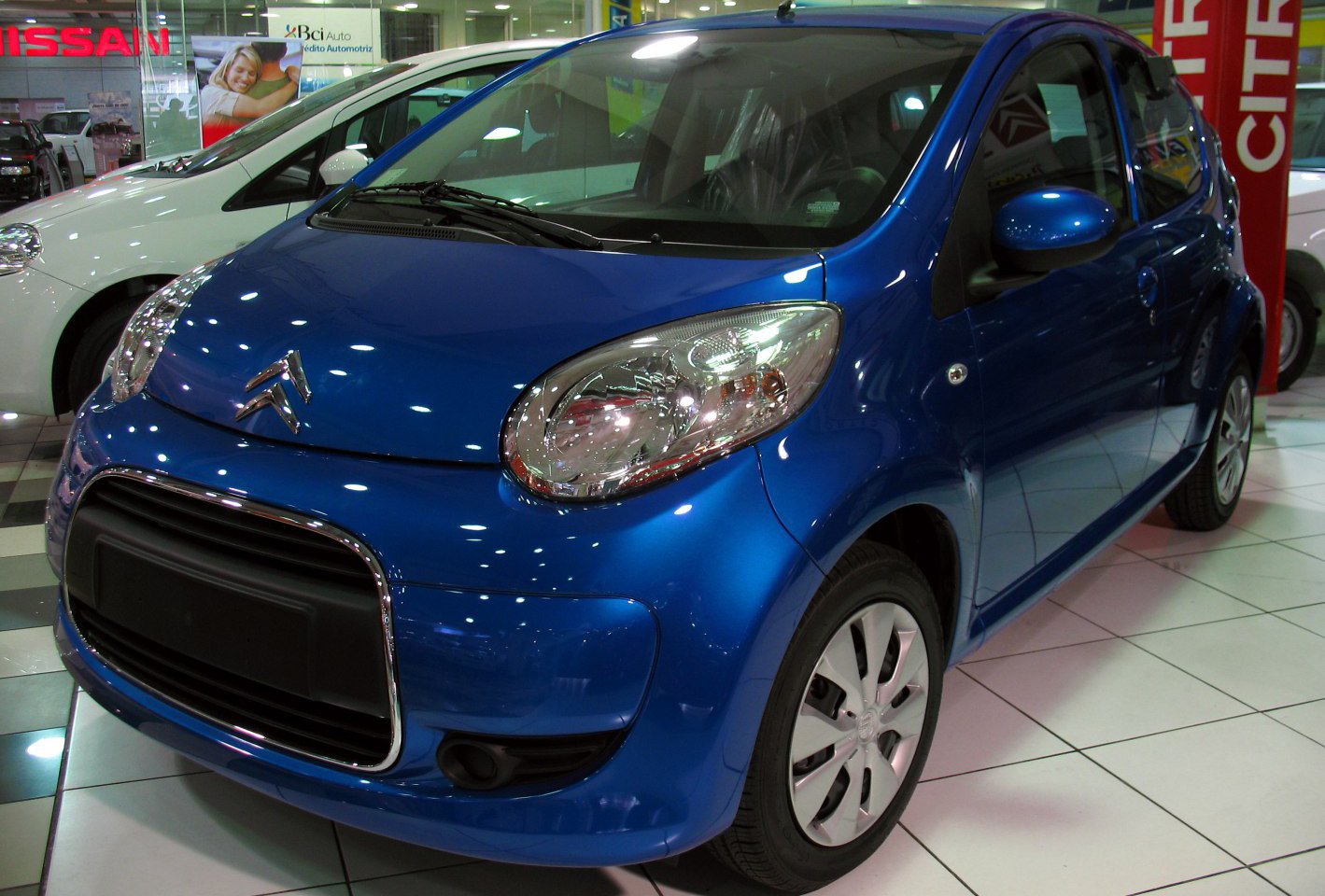 Citroen C1 I (Phase II, 2008 3-door) 1.0i (68 Hp)